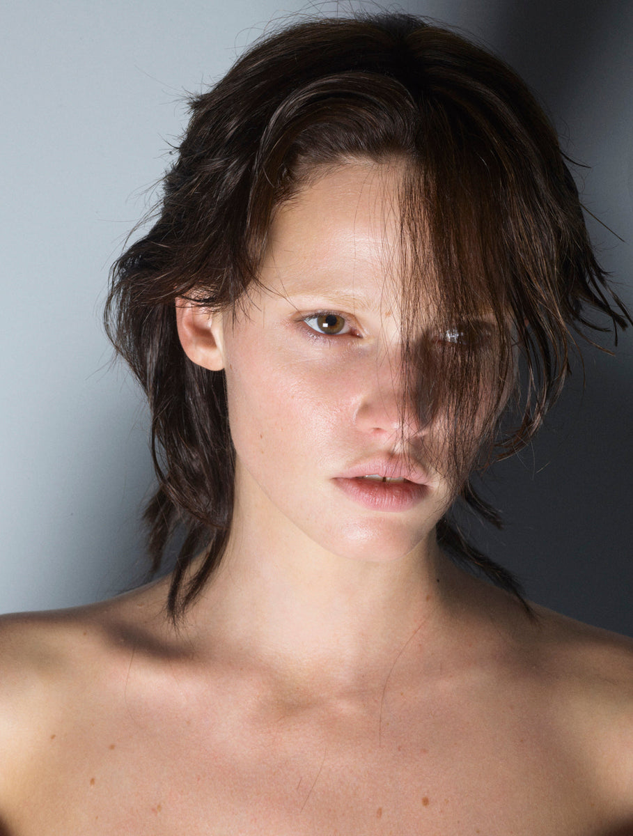 Antidote Magazine - Cuneyt Akeroglu - Lara Stone | Lisa Eldridge